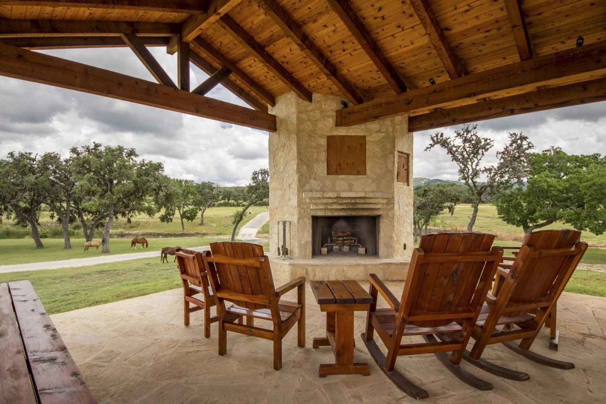 Texas Whitetail Deer Hunts in Hill Country | Rancho Madrono